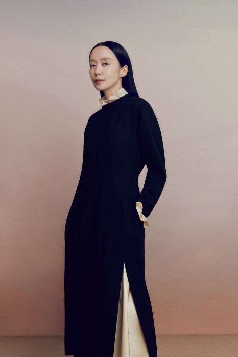 더쿠 - 전도연 《MOE》 23FALL 화보