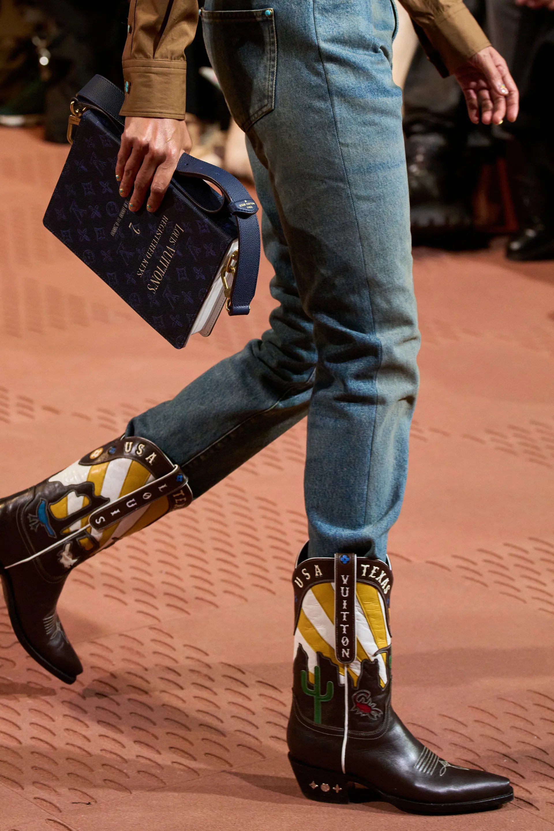 더쿠 - 루이비통이 최근 공개한 가을 신상 가방들