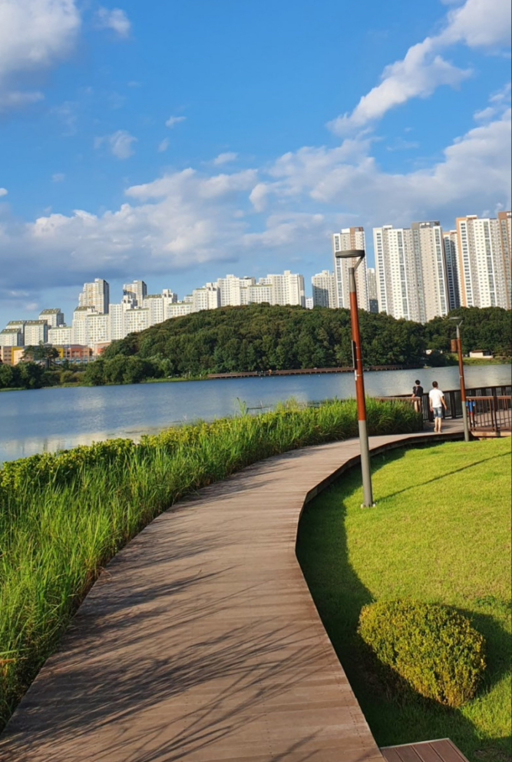 더쿠 - 신도시 만들 때 어떻게든 필수로 있어야하는 것