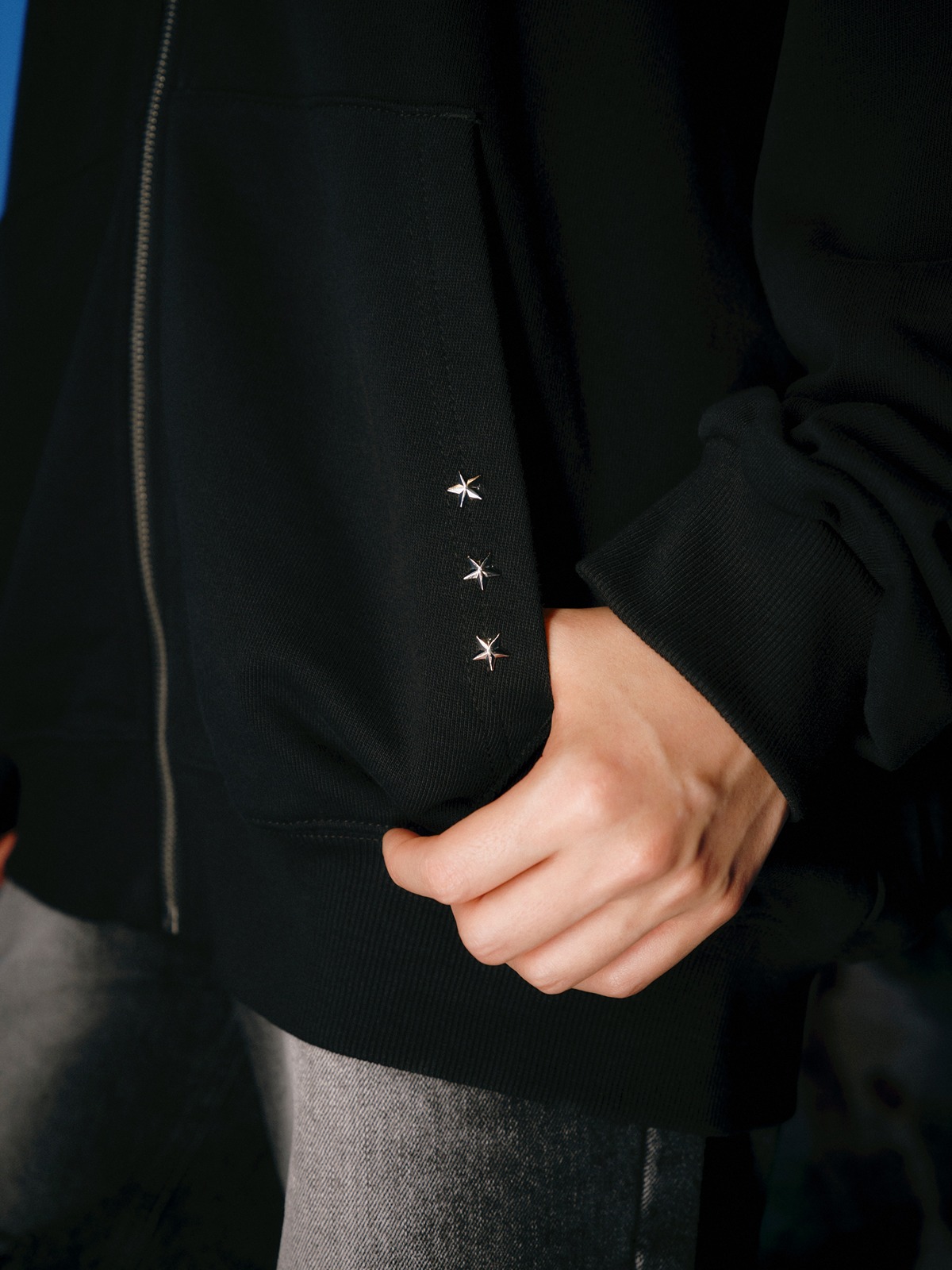 더쿠 - OFFICIAL MERCH.