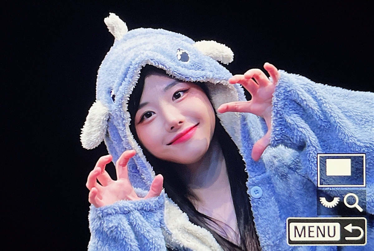 더쿠 - 걸밴드 QWER 비주얼