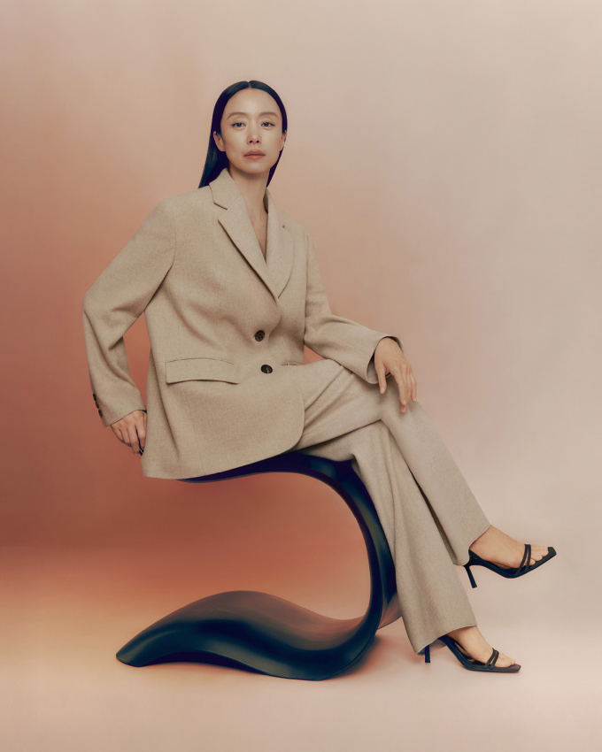 더쿠 - 전도연 《MOE》 23FALL 화보