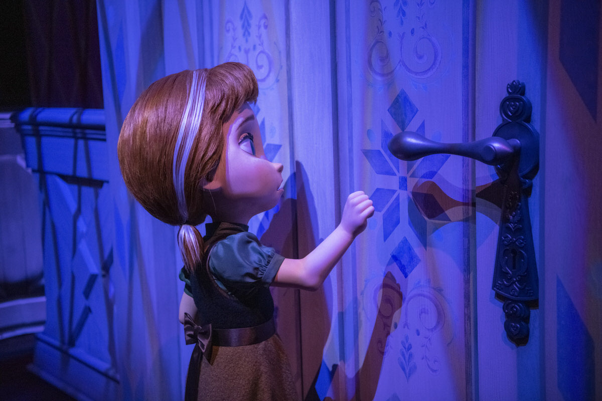 더쿠 스압 방금전 공개된 도쿄디즈니씨 새테마구역 판타지스프링스겨울왕국 라푼젤 피터팬