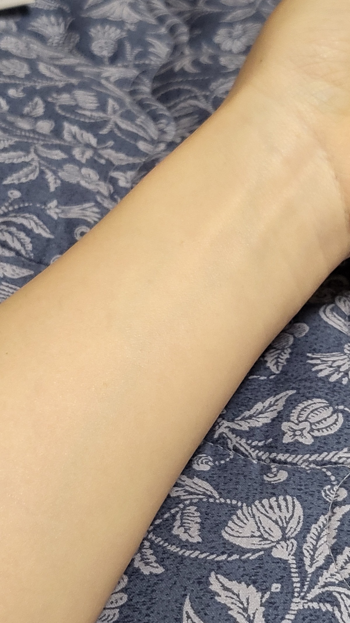 더쿠 - 직접 써보고 느낀 듀이트리 어반 쉐이드 쿨流 카밍 선스틱 후기