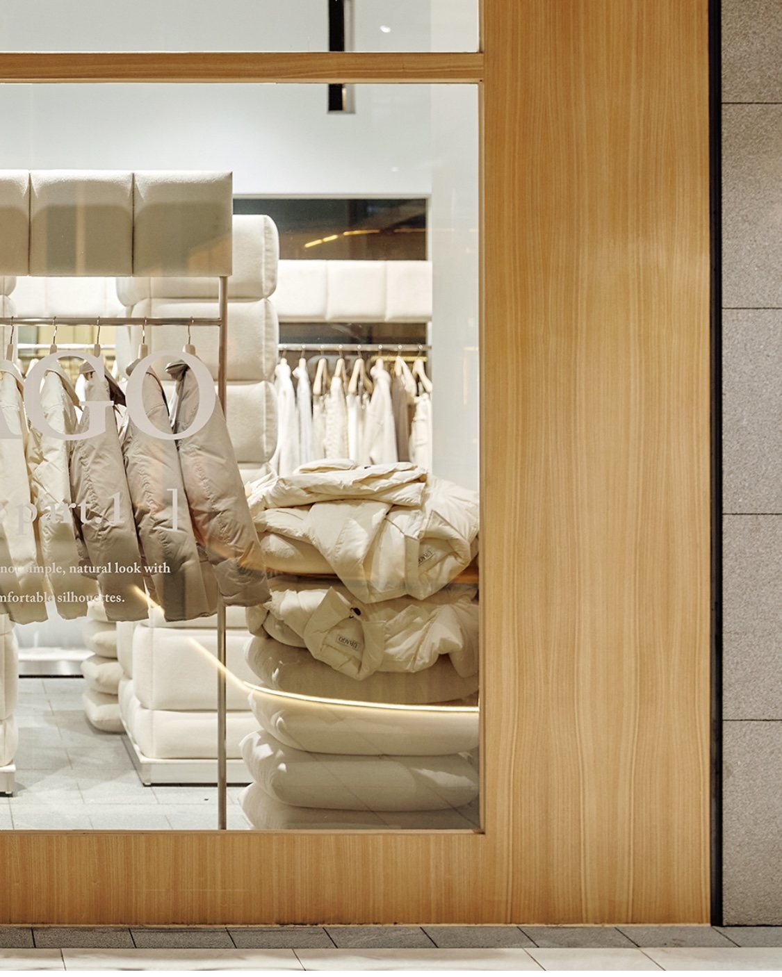 더쿠 - 더현대에서 유라고 패딩 360개 뿌림 (feat.29cm)