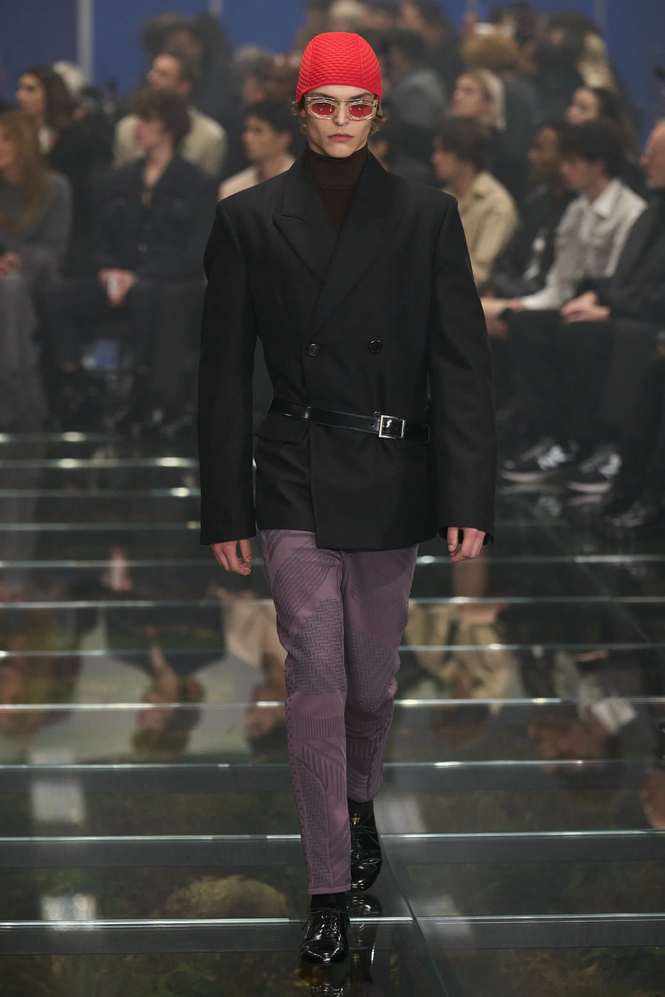 더쿠 - 프라다 / Prada FW24 Menswear 컬렉션