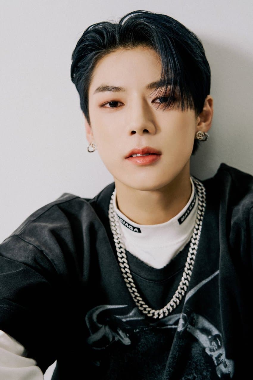 더쿠 - 나우어데이즈 (큐브 신인 남돌) 멤버 개인 프로필 - 올한국인인 듯?