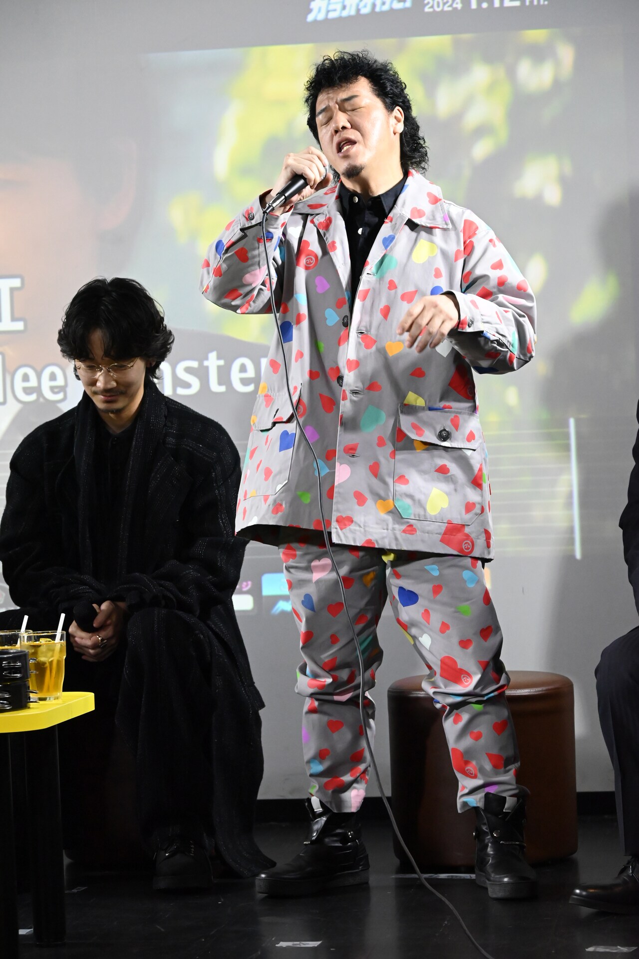 더쿠 영화 「가라오케 가자」 공개 기념 이벤트 아야노 고 사이토 준 야베 쿄스케 요시나가 슈헤이 찬스 오오시로 야마시타 노부히로 감독