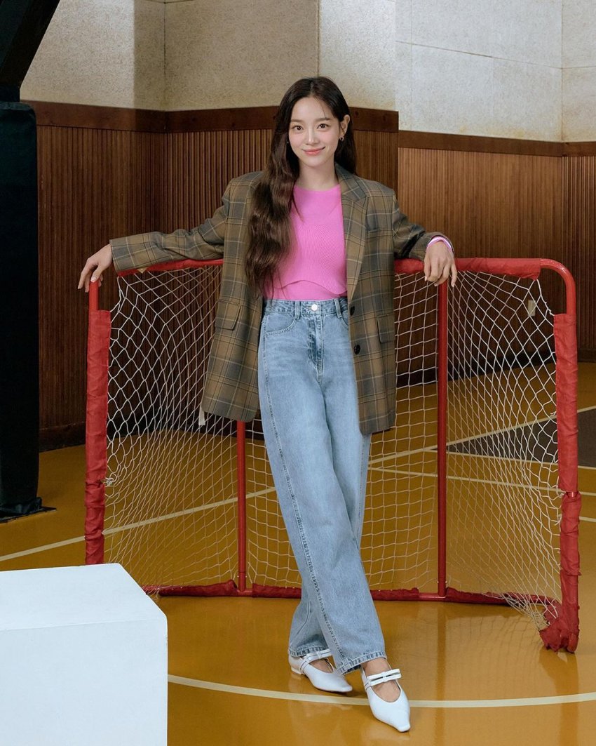 더쿠 - 김세정 잇미샤 24 Spring Collection Campaign Pt 1.