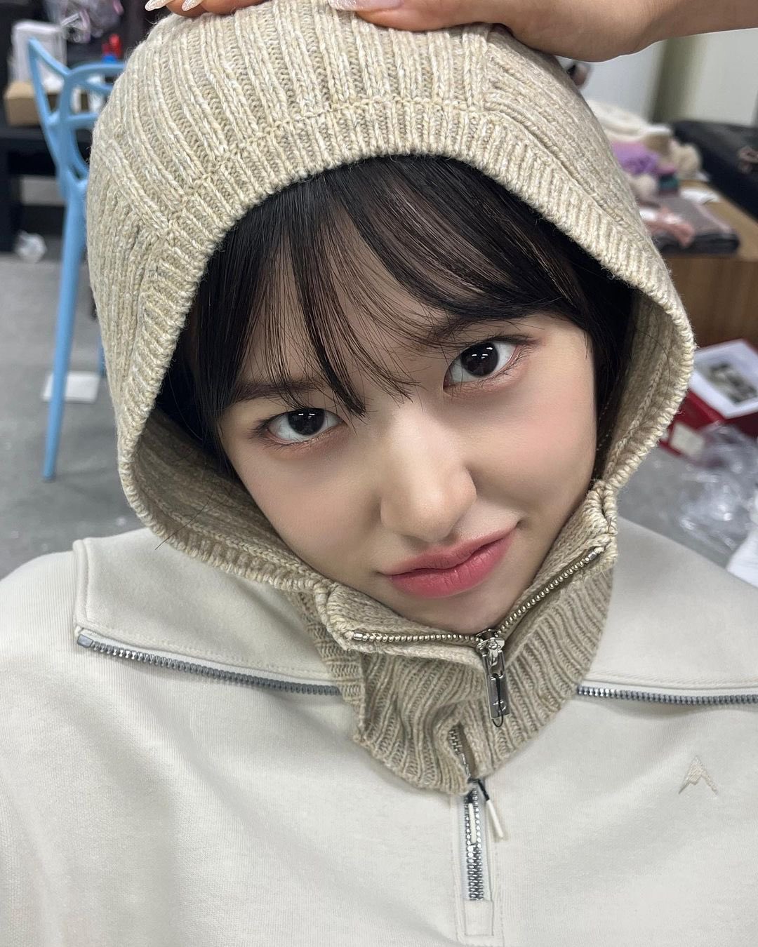 더쿠 - 아이브 안유진 인스타 업뎃.jpg