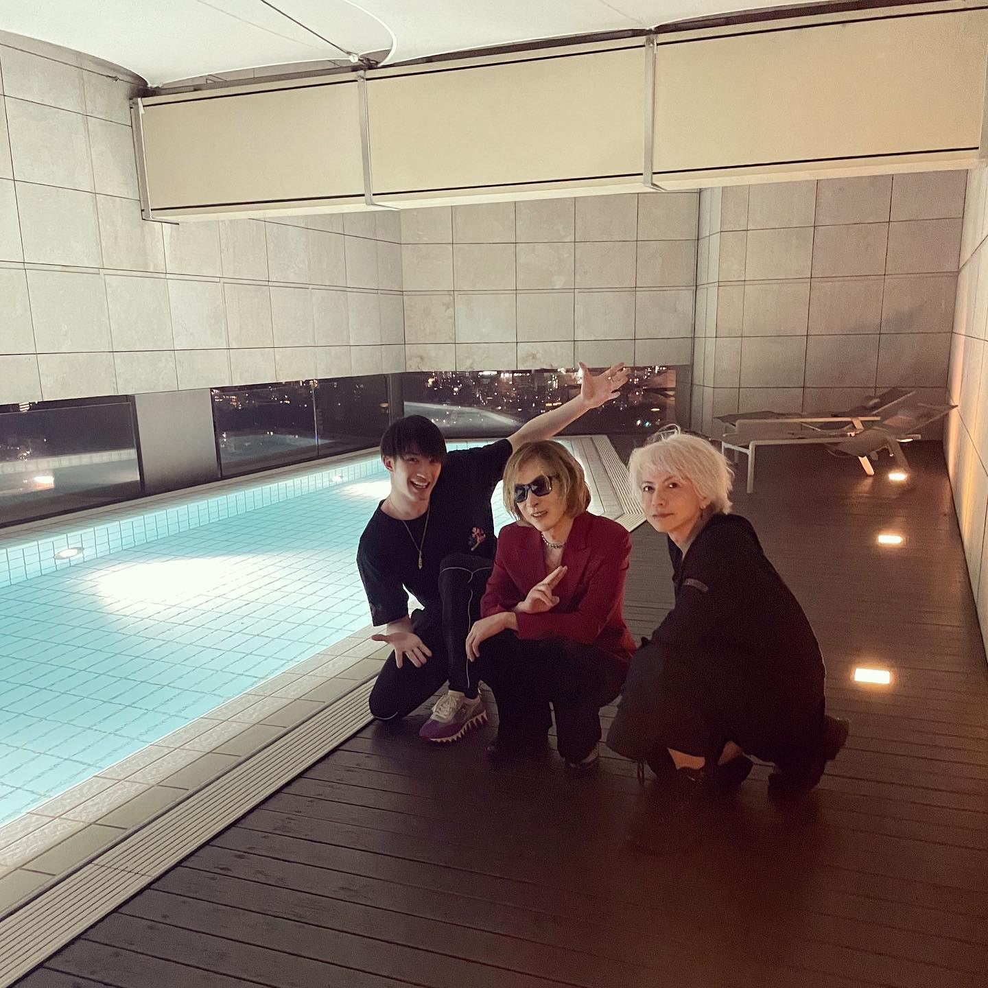 더쿠 - 요시키가 올려준 하이도 제시와의 쓰리샷