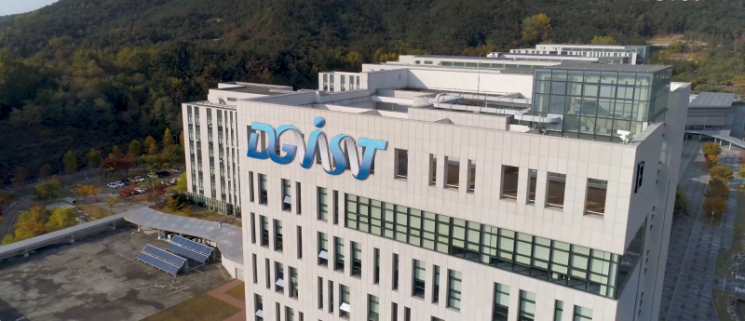 더쿠 - 대학 실수로 재수할 뻔한 수험생, 결국…DGIST "합격 처리"