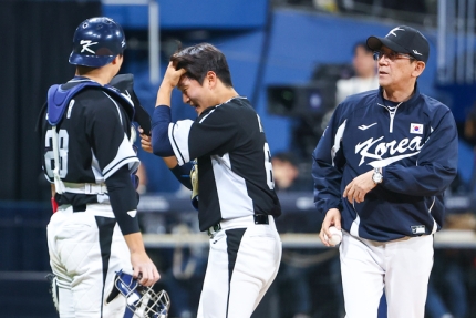 더쿠 - [KBO] ‘1이닝 3K 합작’ 고졸 신인 듀오의 화려한 데뷔···“어떤 선수 될지 궁금하고 기특하다”