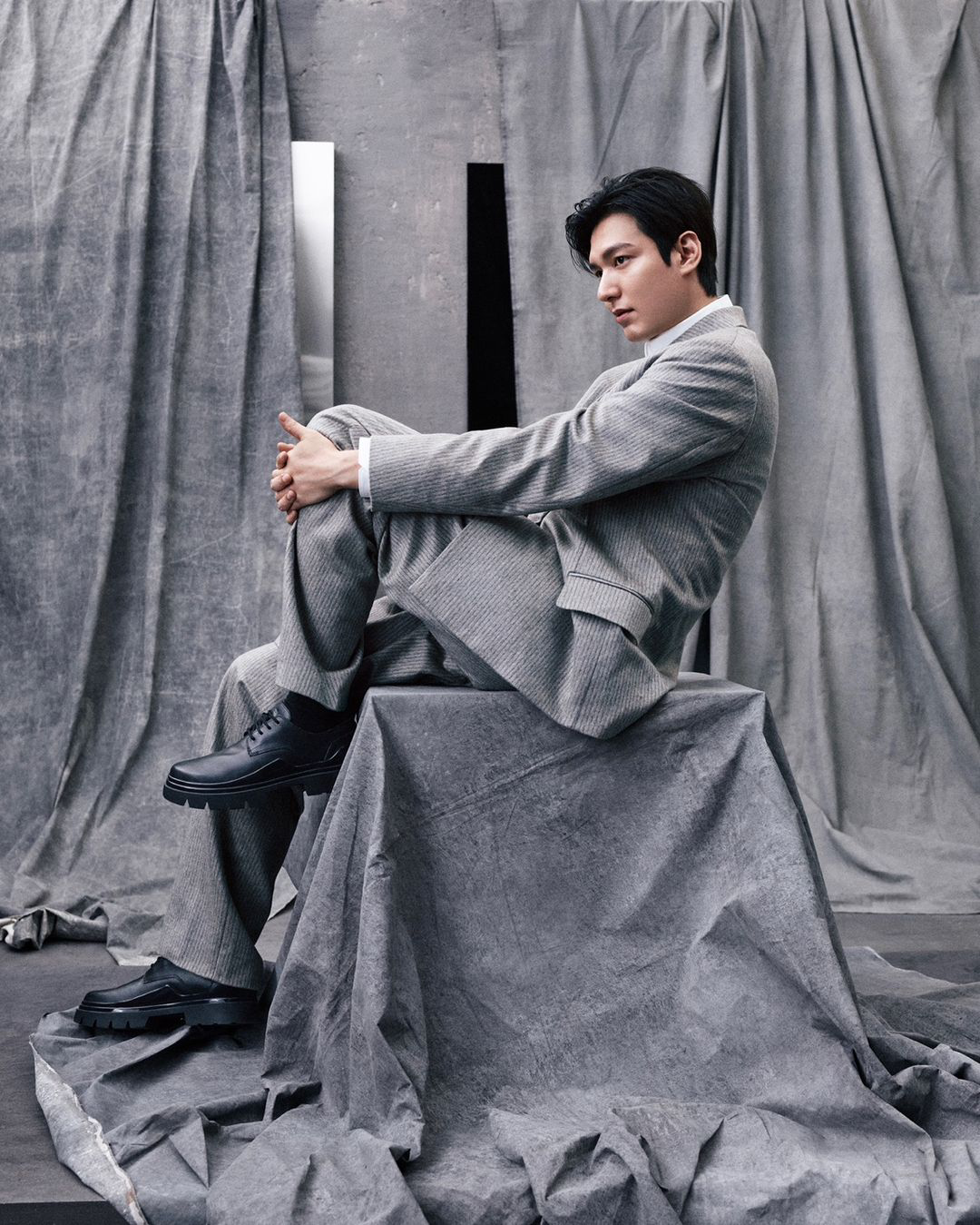 더쿠 - 이민호 휴고보스 2023FW 글로벌 캠페인 광고 화보.jpg