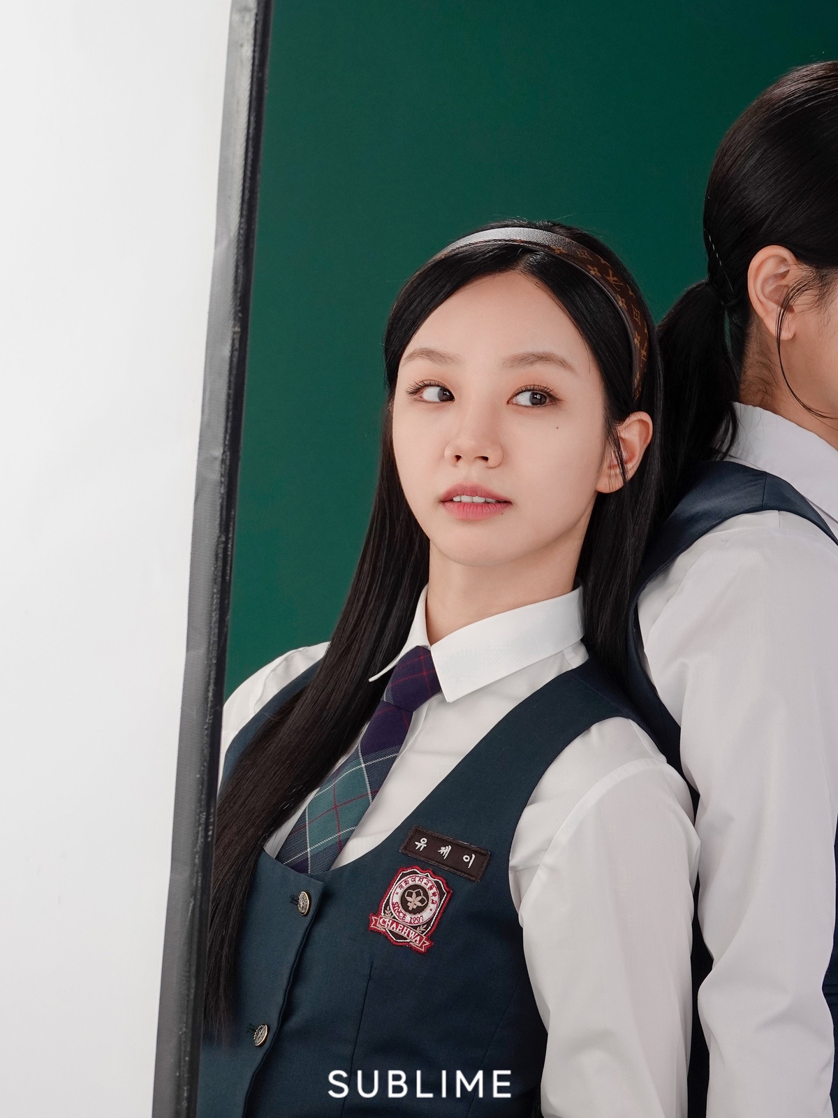 더쿠 - 혜리 포스터 촬영 비하인드 사진