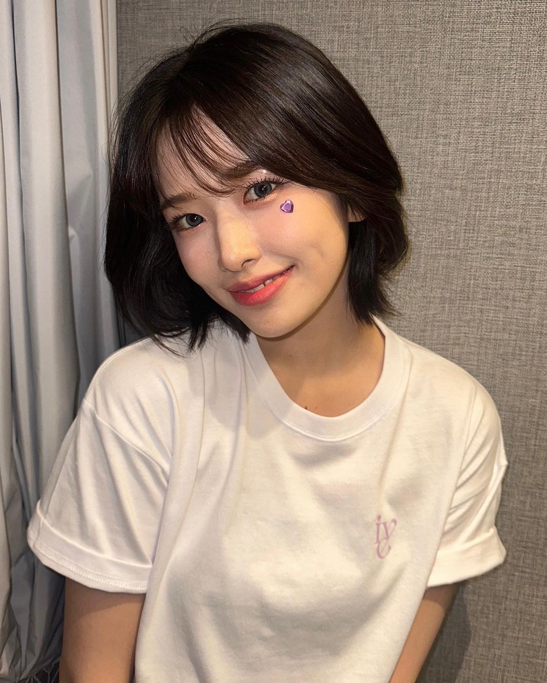 더쿠 - 아이브 안유진 인스타그램 업로드