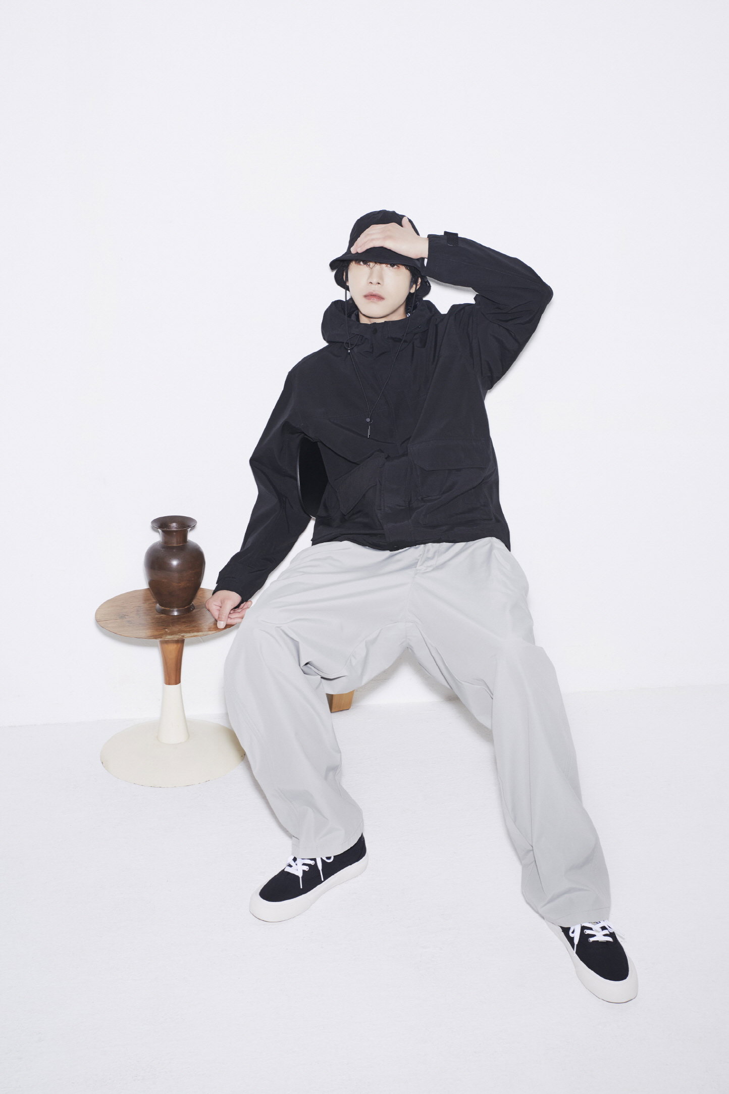 더쿠 - 안효섭 x 나우(nau) 2023 가을 화보.jpg