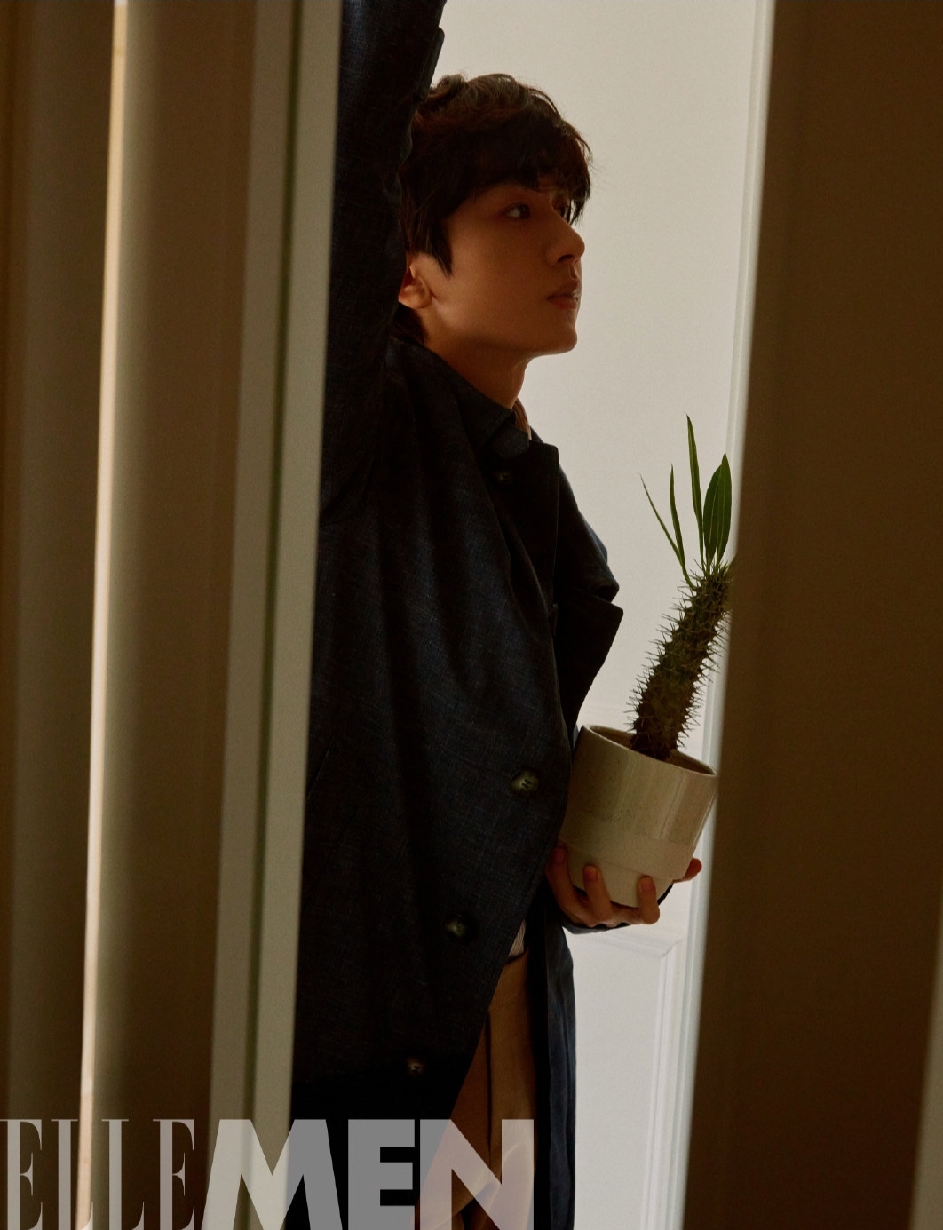 더쿠 - 성의 ELLEMEN 1월호 화보