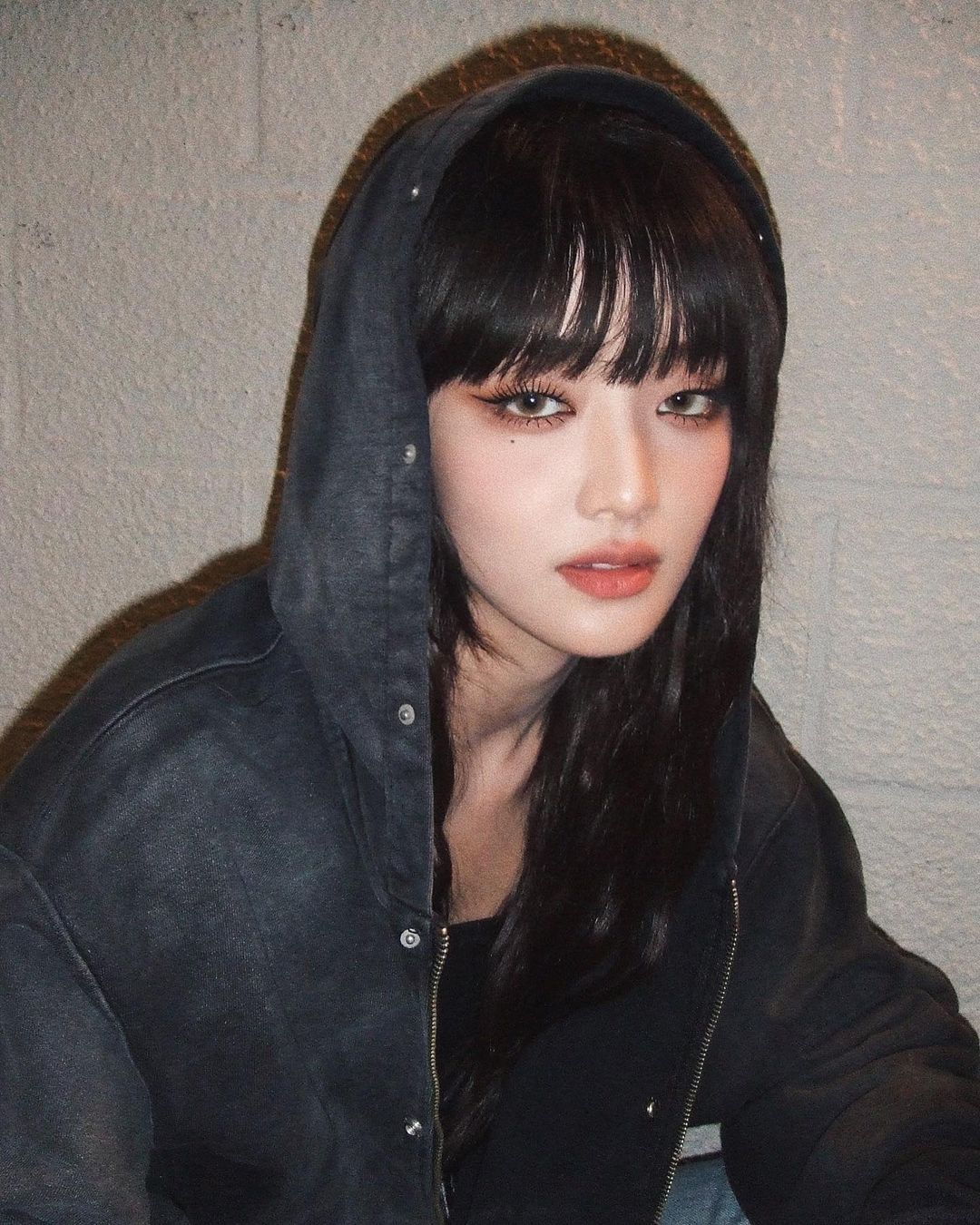 더쿠 - 최근 미모 난리난 민니 인스타 사진