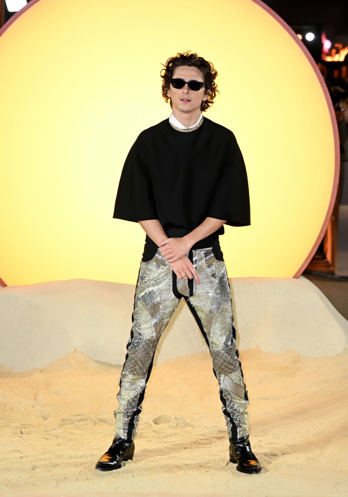 더쿠 티모시 샬라메 And 젠데이아 And 플로렌스 퓨 And 오스틴 버틀러 And 레베카 퍼거슨 And 레아 세이두 And 안야 테일러 조이 런던 시사회