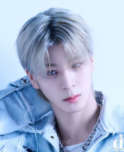 더쿠 - JD1(정동원) 확 달라진 아이돌 화보.jpg