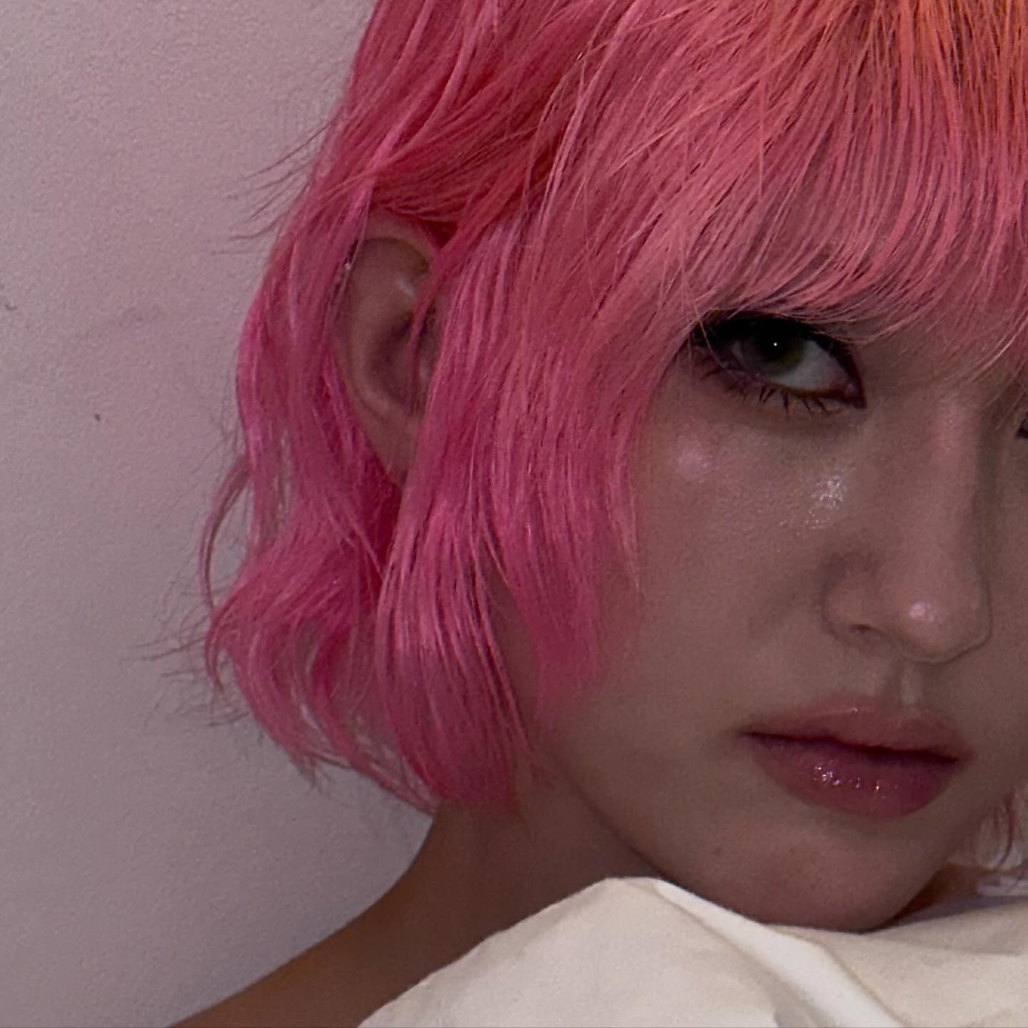 더쿠 - 방금전에 공개된 전소미 뷰티브랜드 글맆 GLYF 공식 인스타