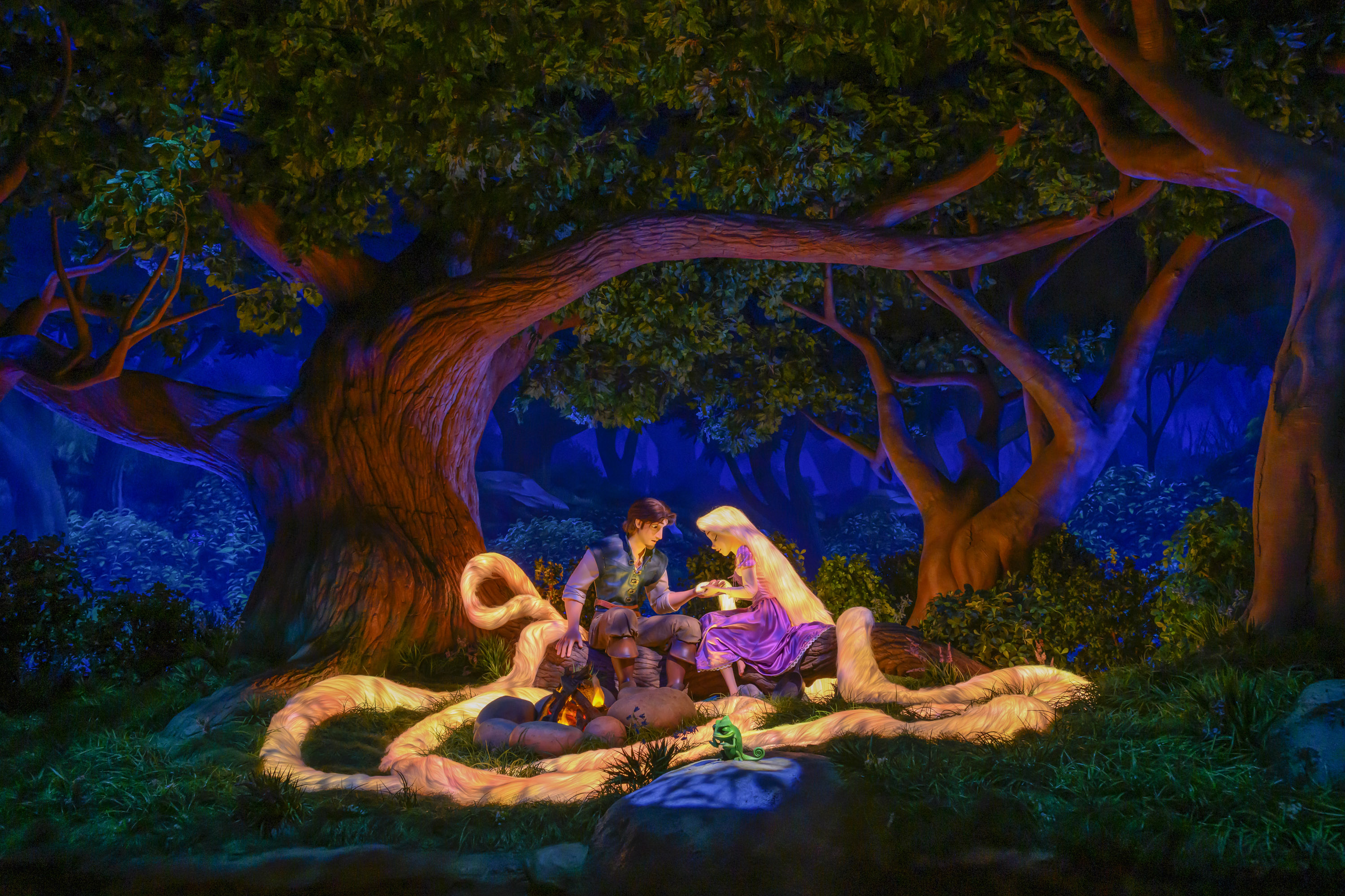 더쿠 스압 방금전 공개된 도쿄디즈니씨 새테마구역 판타지스프링스겨울왕국 라푼젤 피터팬