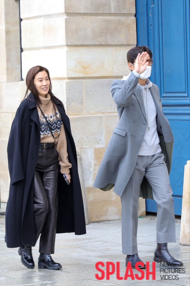 더쿠 공개 열애 이정재♥임세령 이번엔 파리 로맨틱 데이트 현장 포착