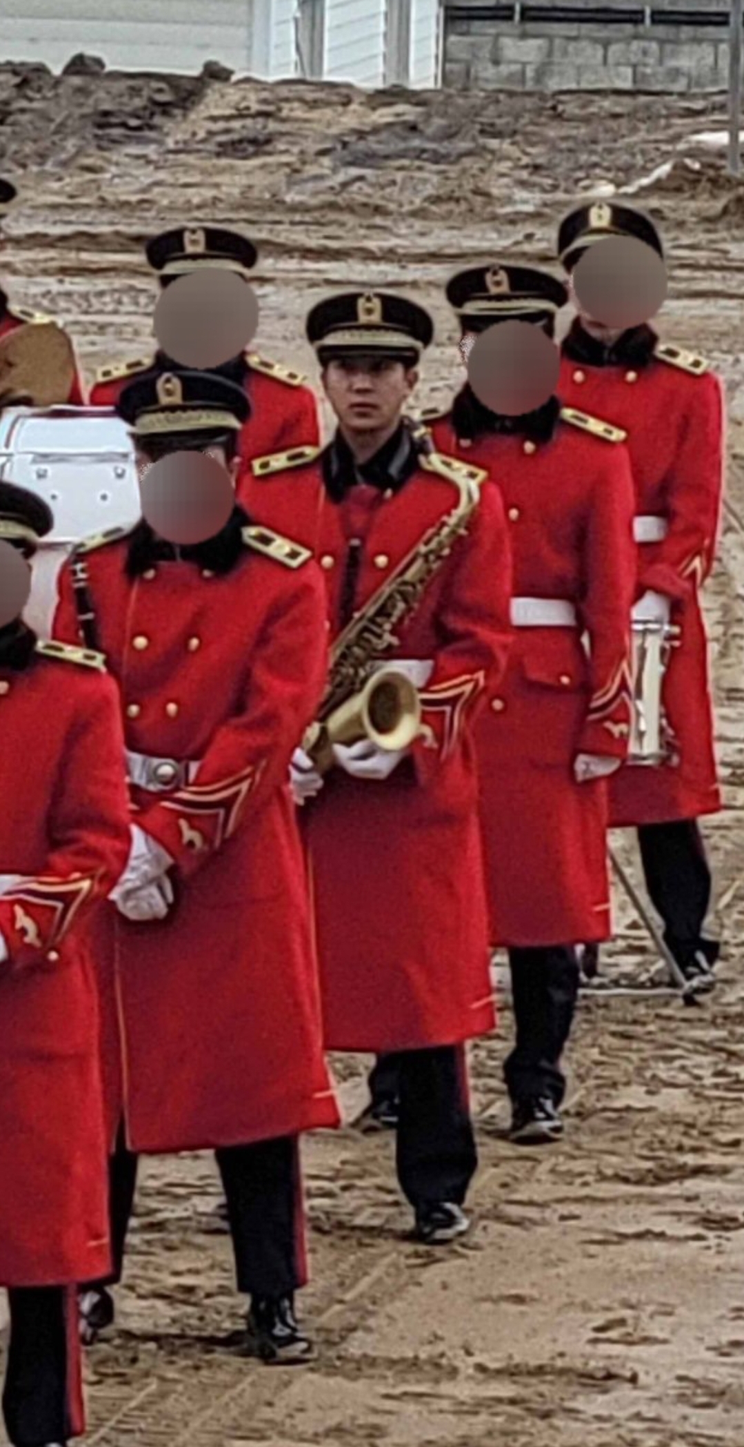 더쿠 - 최근 신병교육대 입영식에 군악대 방탄소년단 알엠