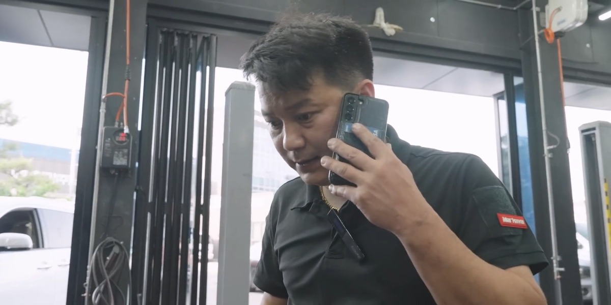 더쿠 - 가게 근처 사장님이 타는 SM525 차량 부품이 근처에 없어서 급하게 자체제작한 유투버 메르카바 박규열 대표.jpg