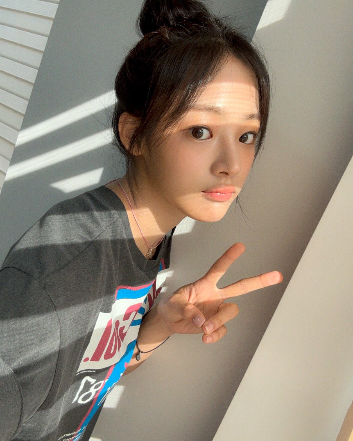 더쿠 - 1시간 전에 올라온 NJZ(뉴진스) 민지 하니 사진