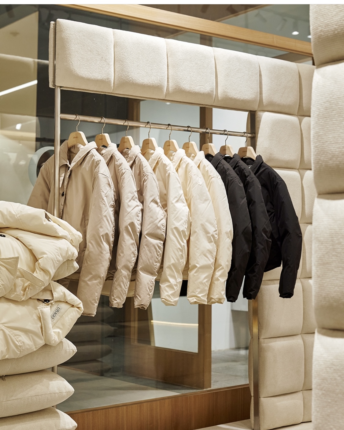 더쿠 - 더현대에서 유라고 패딩 360개 뿌림 (feat.29cm)