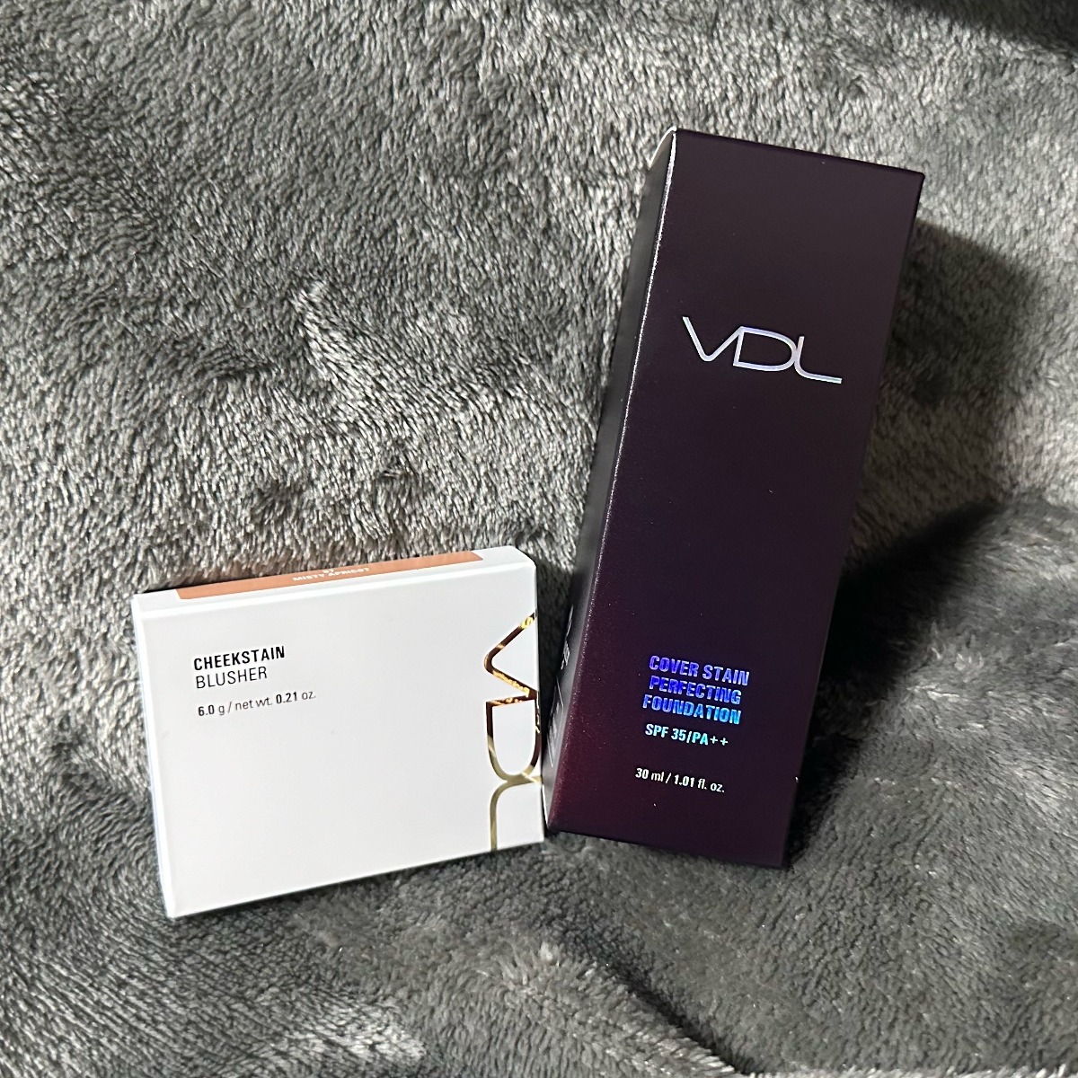 더쿠 - ️지성+홍조의 VDL 후기 (vdl 커버 스테인 퍼펙팅 파운데이션 A02, vdl 치크스테인 블러셔 07 미스티 애프리콧) ️