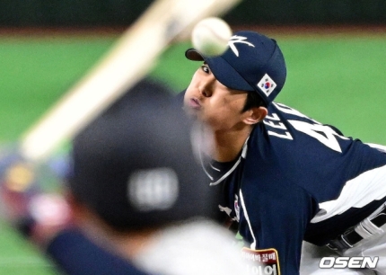 더쿠 - '2008년 김광현 이후 첫 한일전 QS' 이의리, 왜 자신이 韓 최고 좌완 유망주인지 증명했다 [APBC 현장]