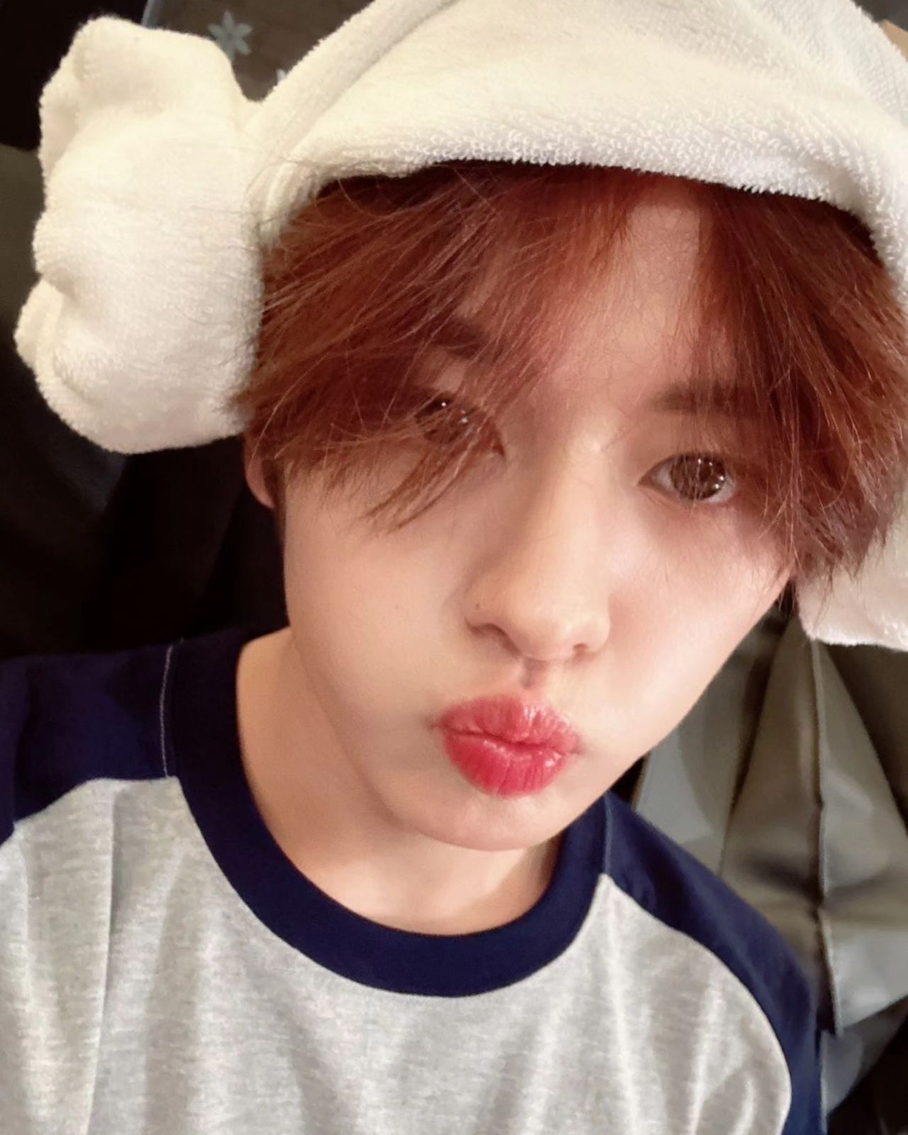 더쿠 - 스ㅋ즈 리노 셀카 약간 규진 닮게 나옴