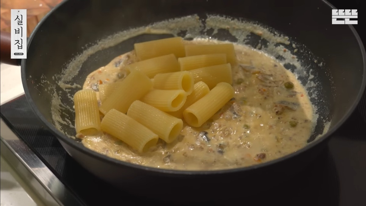 더쿠 실비집 남창희가 만든 부라타 치즈 샐러드 라구 파스타 프렌치 토스트