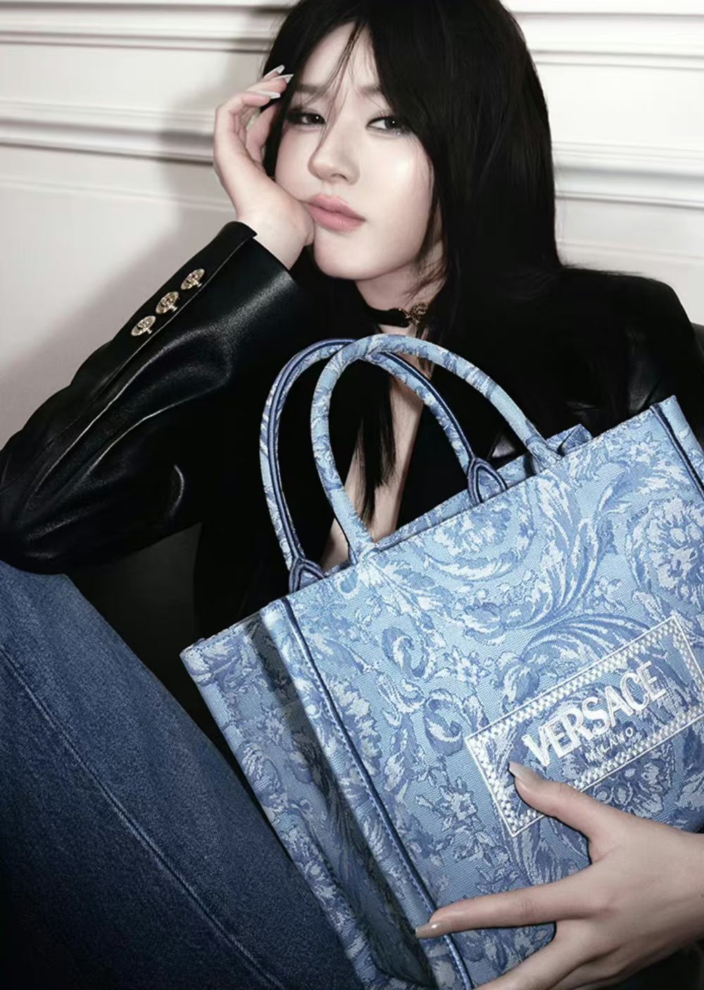 더쿠 - 조로사 VERSACE + 인스타