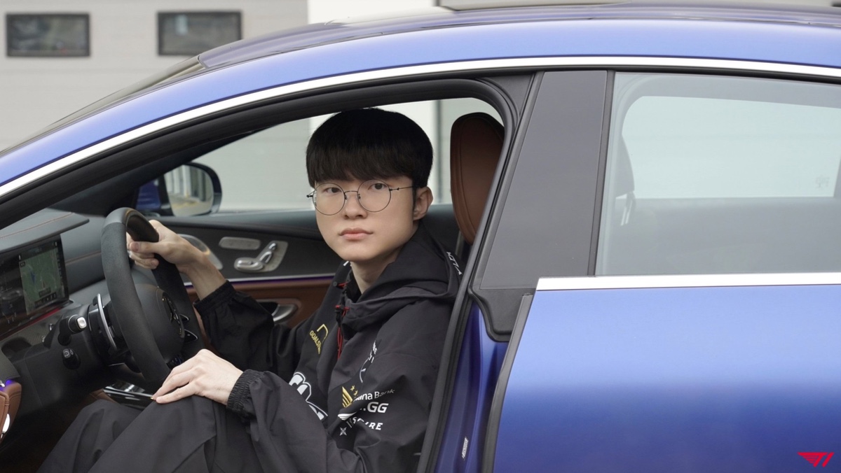 더쿠 - 티원공트) 'Oner'와 'Faker'는 Mercedes-Benz AMG Speedway에서도 빛난다. +)추가