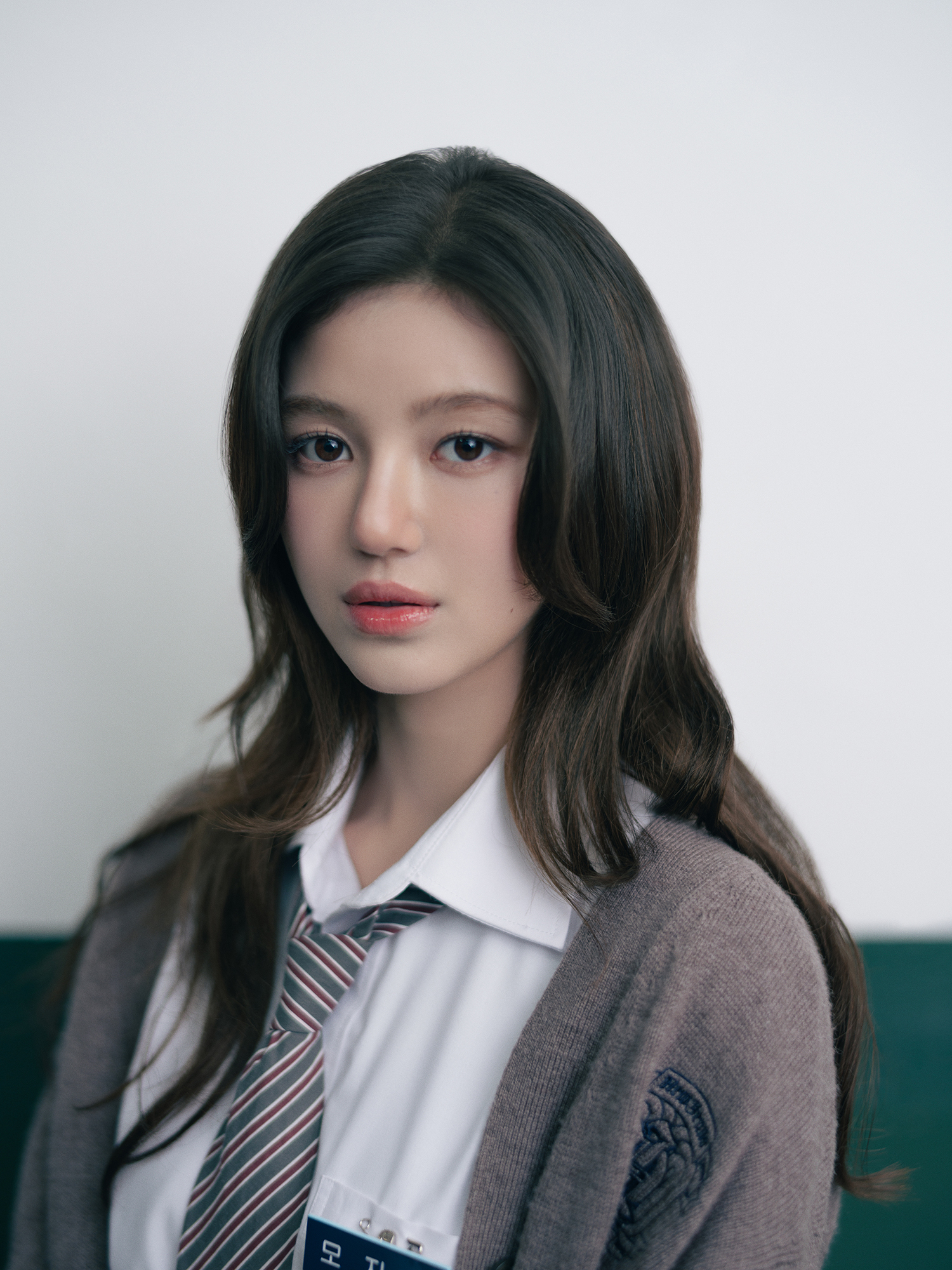 더쿠 - 뉴진스 공홈 NJWMX 포토 업뎃