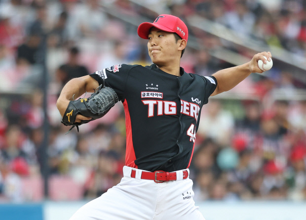 더쿠 - [KBO] ‘80구 논란?’ 80구 못 채운 KIA 이의리…