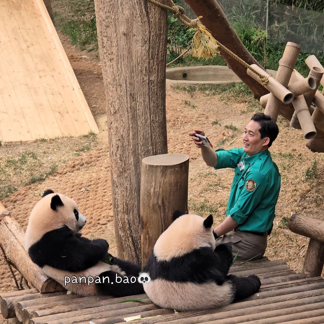 더쿠 - 이 사진 완전 유치원 같아 ㅋㅋㅋ