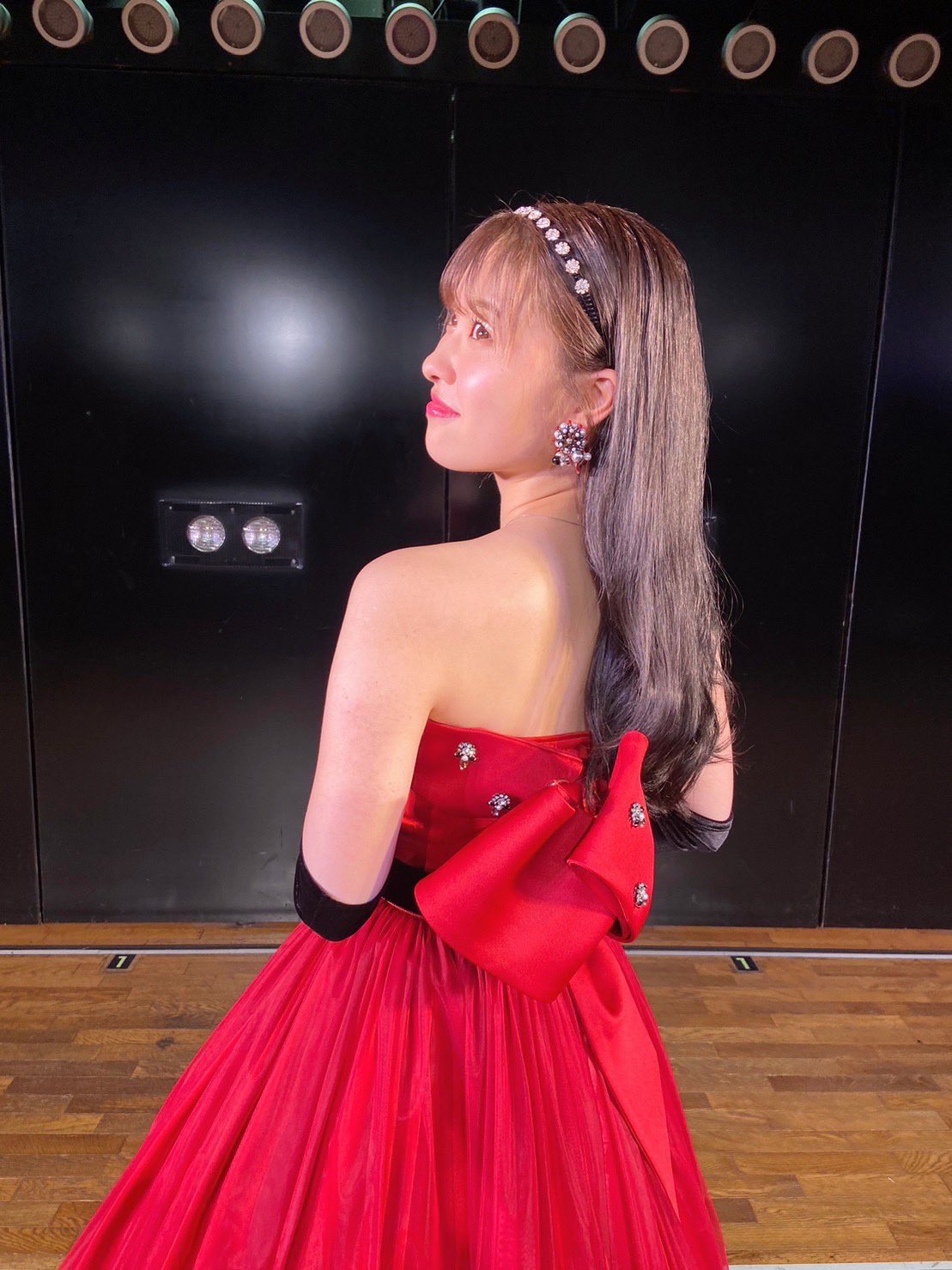 더쿠 - AKB48 (HKT48 1기) 나카니시 치요리 졸업드레스