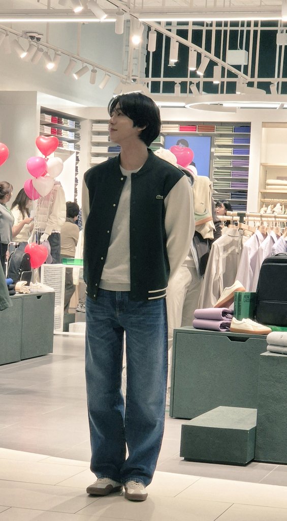 더쿠 - 전지적 독자시점 촬영시 키 188cm 몸무게 60kg대였다는 안효섭