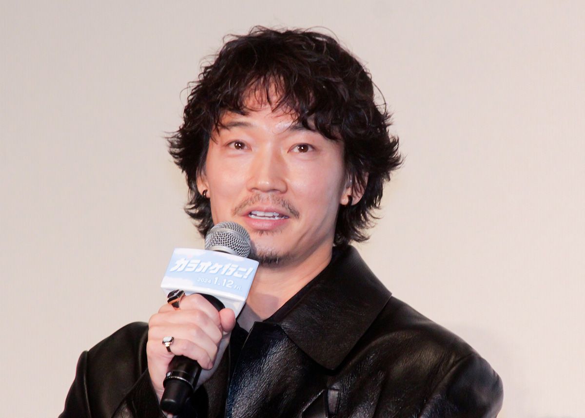 더쿠 영화 「가라오케 가자」 완성 피로 시사회 아야노 고 사이토 준 요시네 쿄코 야베 쿄스케 찬스 오오시로 우시로 키요토 야기 미키 키타무라 카즈키