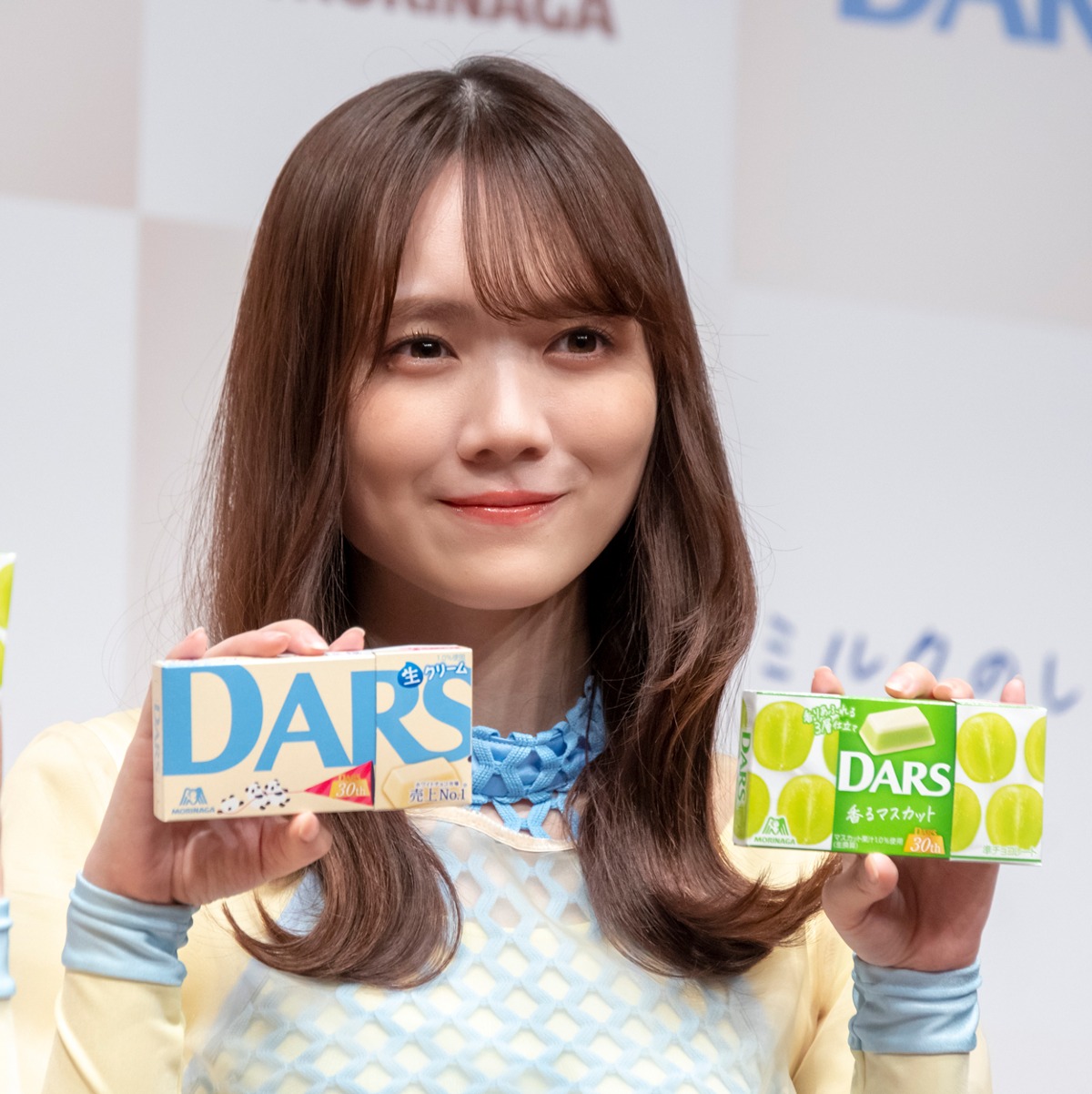 더쿠 - 모리나가 「DARS」 신 CM 발표회 - 노기자카46 (우메자와 미나미, 엔도 사쿠라, 이노우에 나기, 요다 유우키, 스가와라 사츠키, 타무라 마유)