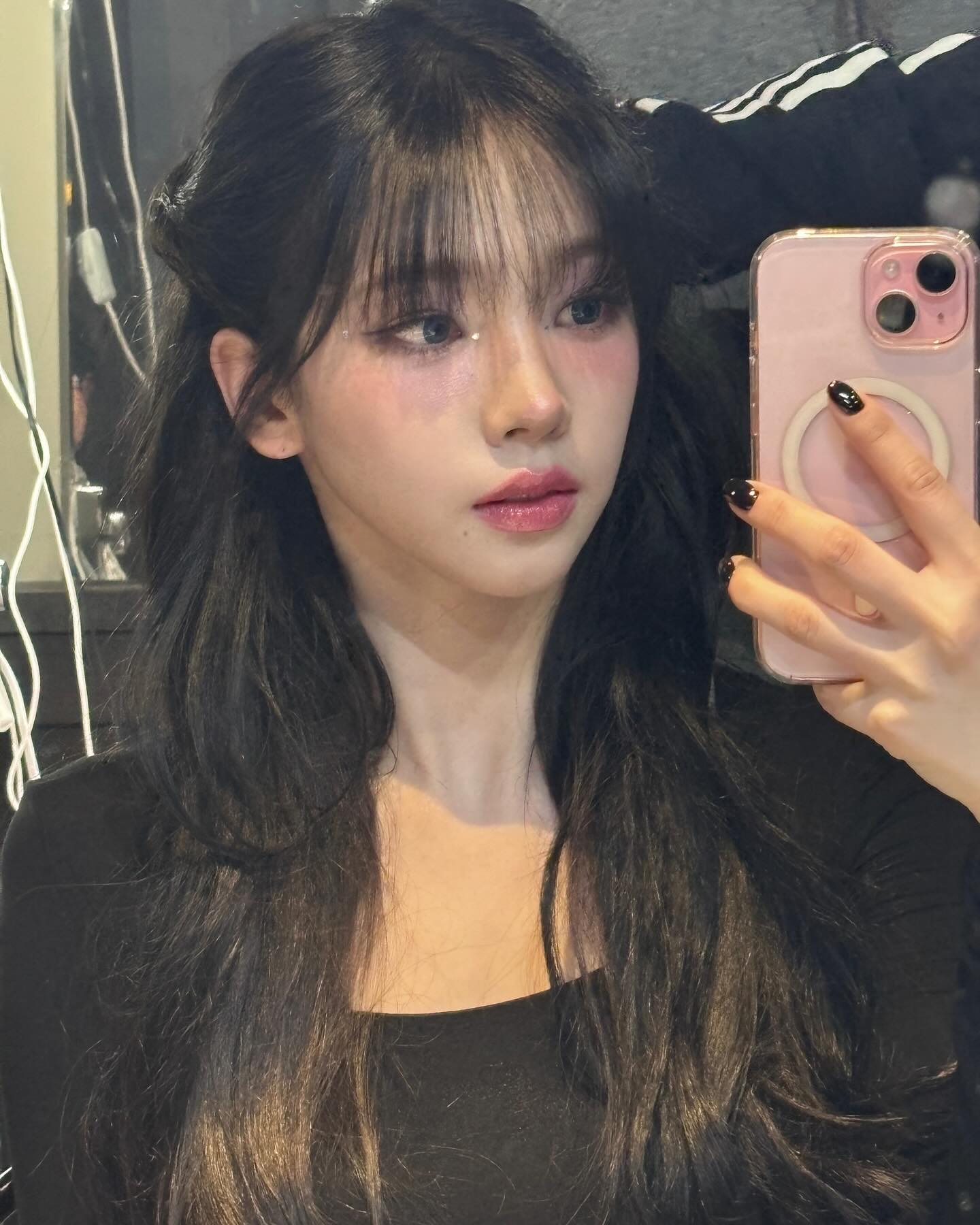 더쿠 - 에스파 카리나 인스타 업데이트.jpg