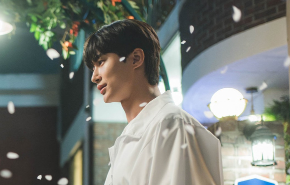 더쿠 - [25th JIFF] 변우석 "'선재업고튀어' 인기 신기하고 감사해, 더 잘하겠다"